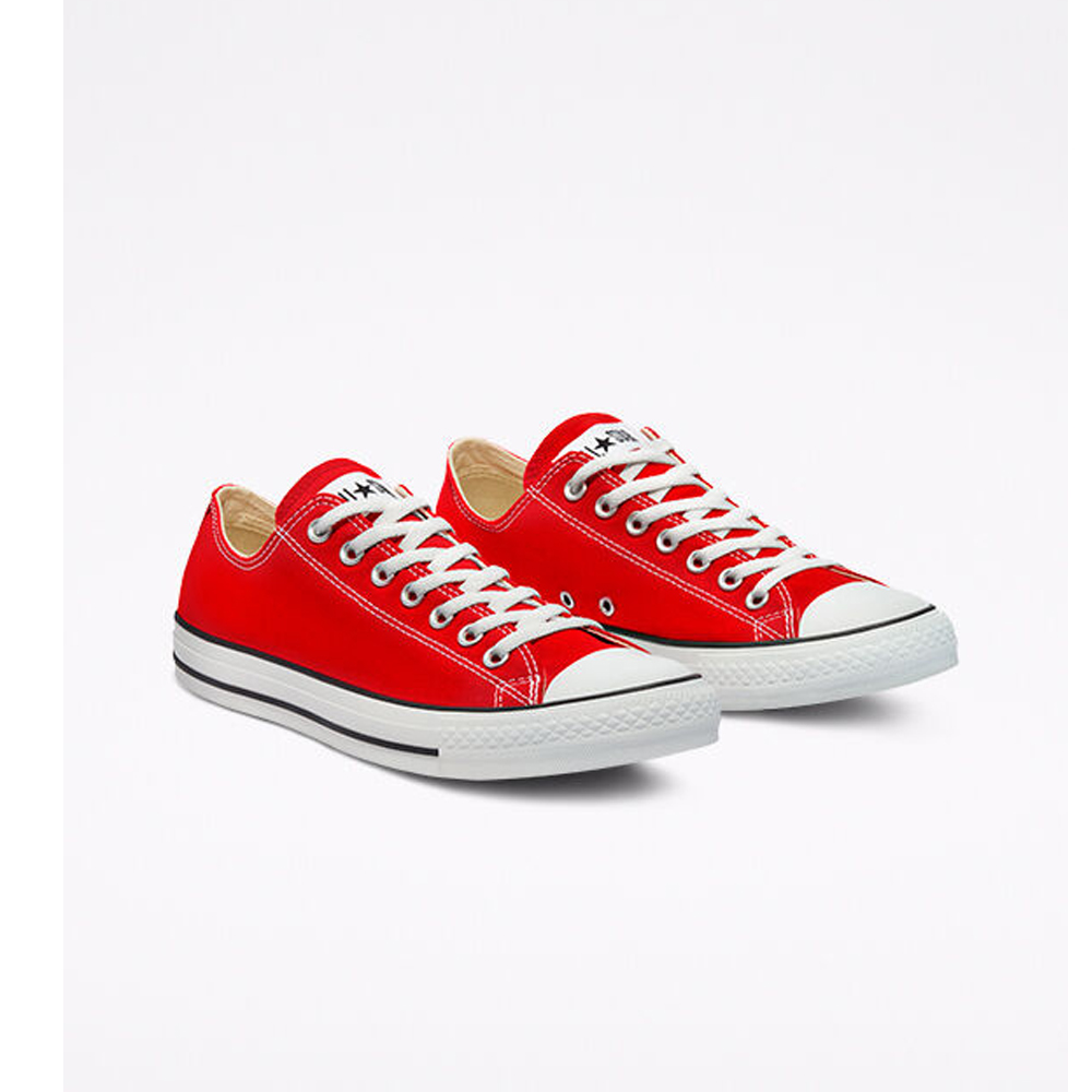 Converse Classic Shoe Low Top, Color Red | Azha Pasa | Azha Pasa